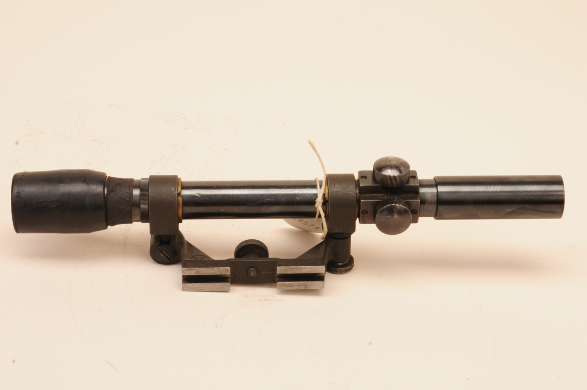 Kikkertsikte M82 - Forsvarets museer / DigitaltMuseum