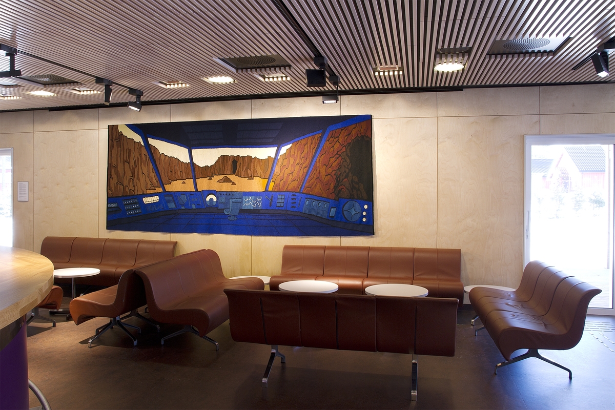 The Blue Control Room [Veggtekstil] - KORO / DigitaltMuseum