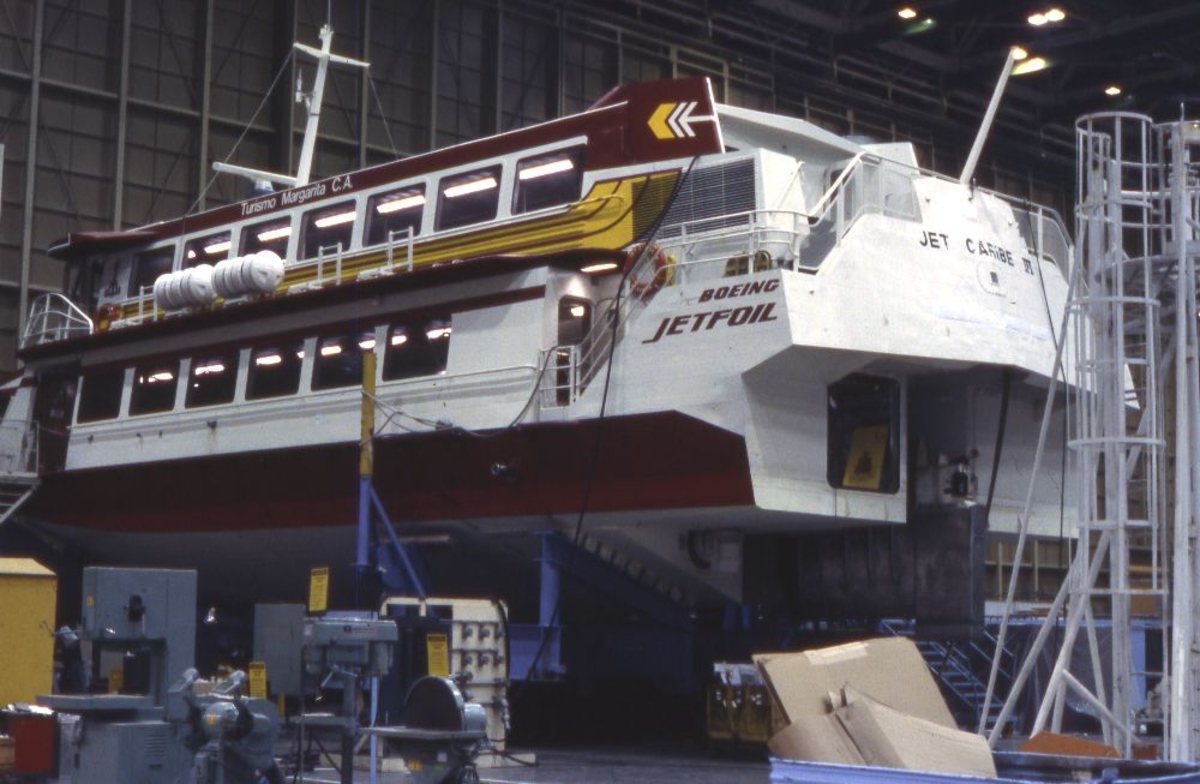 Landskap. Boeings flyfabrikk Seattle. I produksjonshallen bygges det ...
