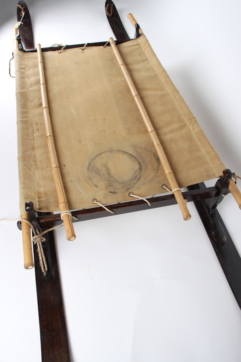 Kjelke - Skimuseet i Holmenkollen / DigitaltMuseum