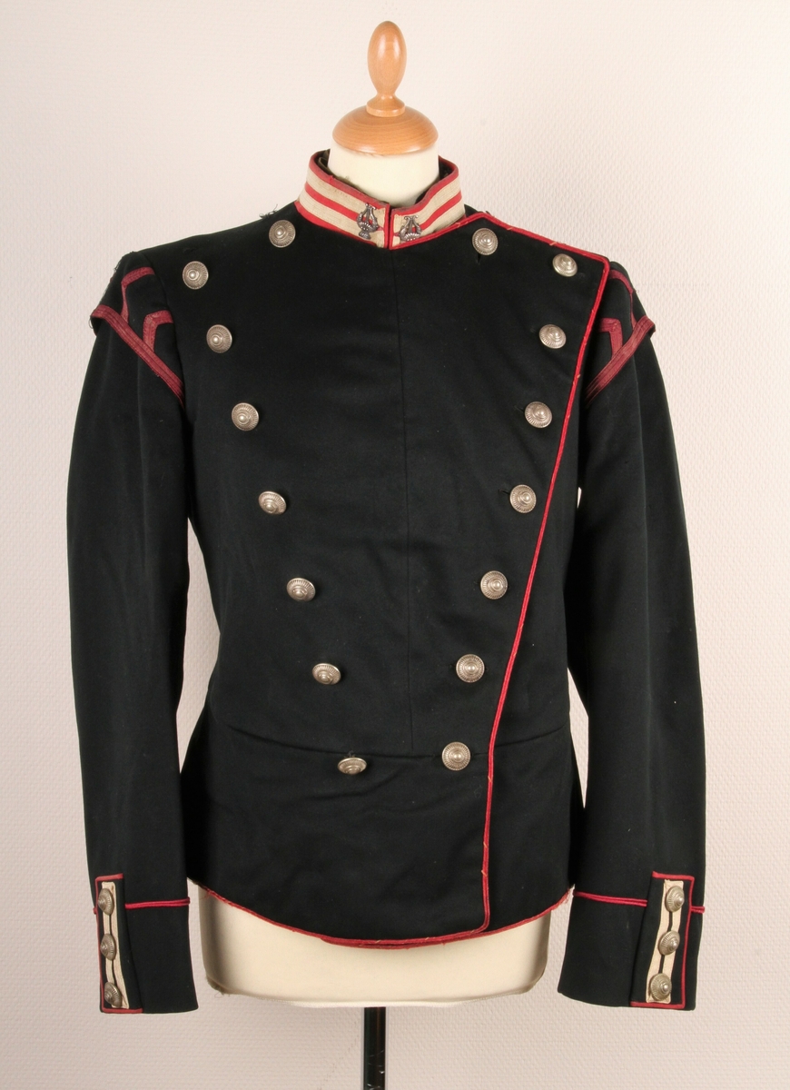 Uniform - Mjøsmuseet / DigitaltMuseum