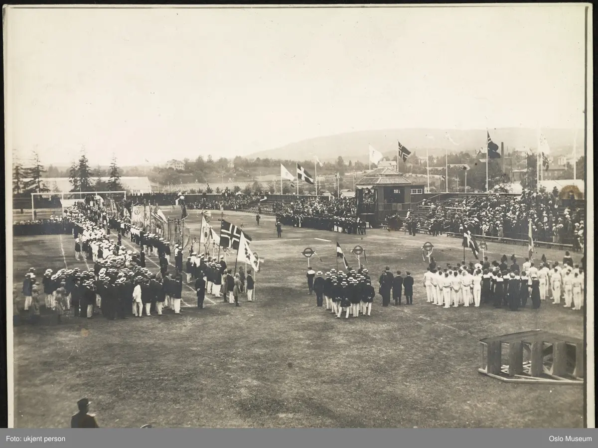 Frogner stadion under Jubilumsutstillingen 1914. - Oslo Museum ...