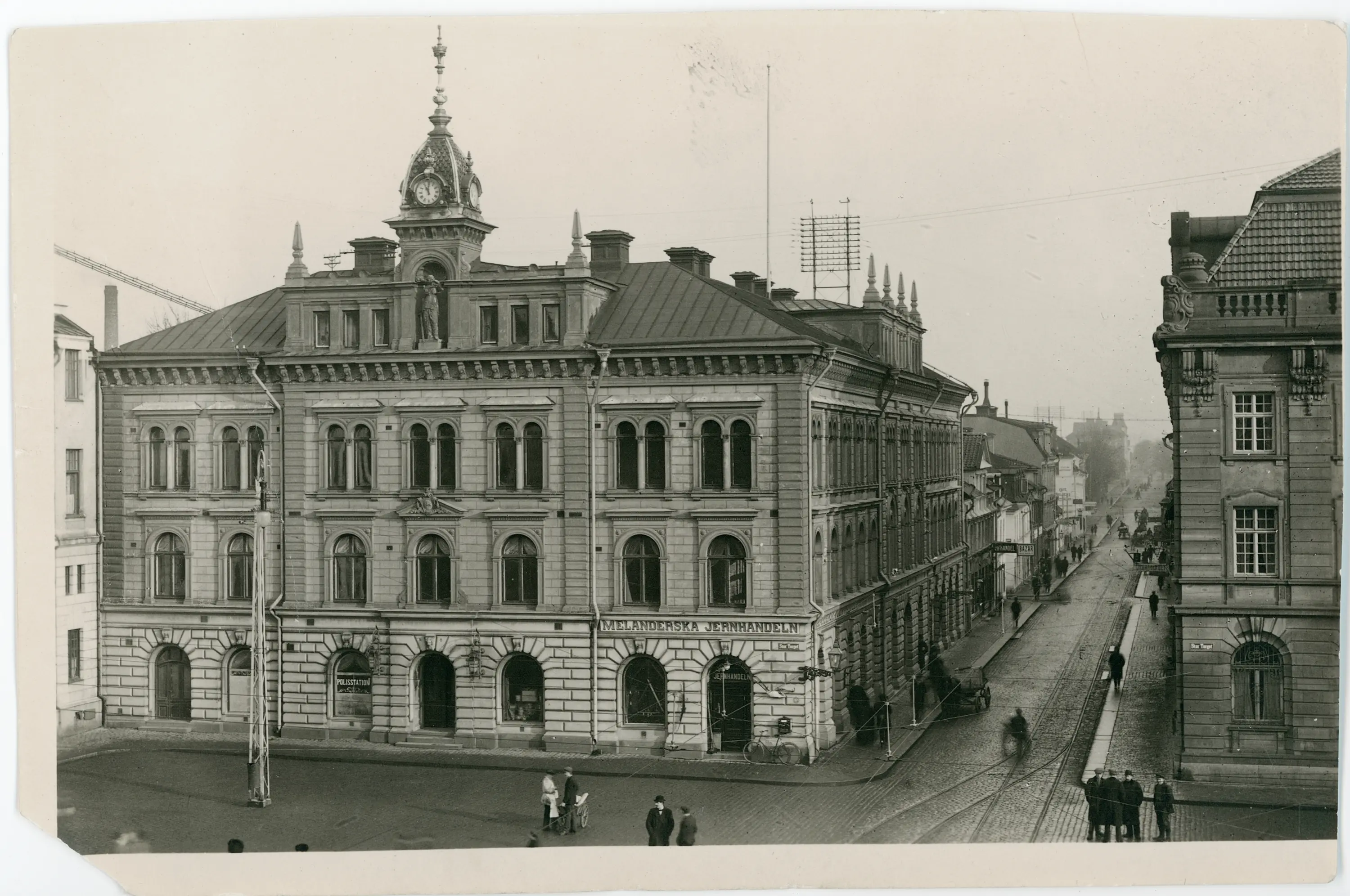 Vy över Rådhuset, Stora Torget, Uppsala - Upplandsmuseet / DigitaltMuseum