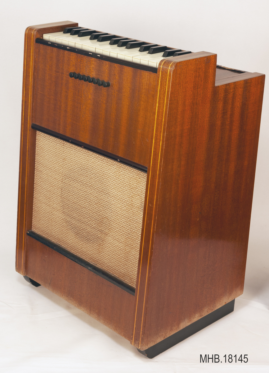 El-orgel - Haugalandmuseet / DigitaltMuseum