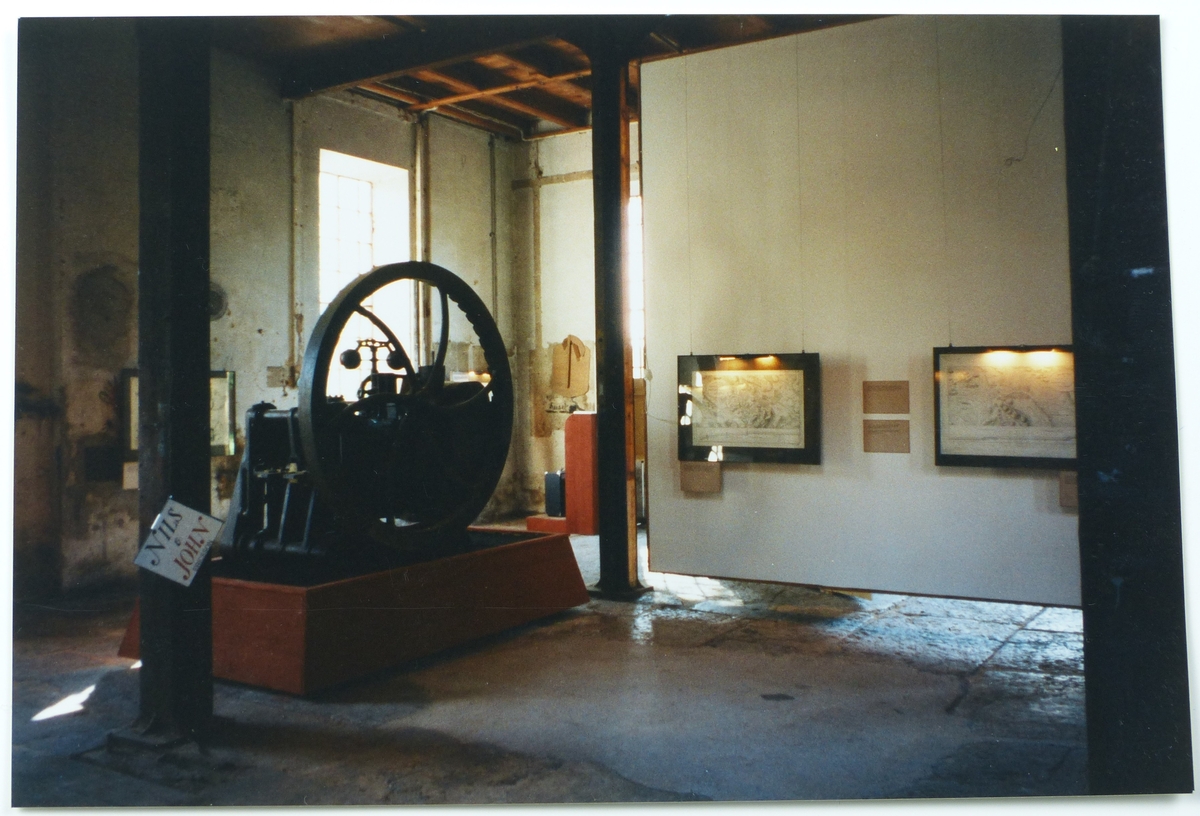 Nils & John utställning 1997 i Elektricitetshuset - Forsviks bruk ...