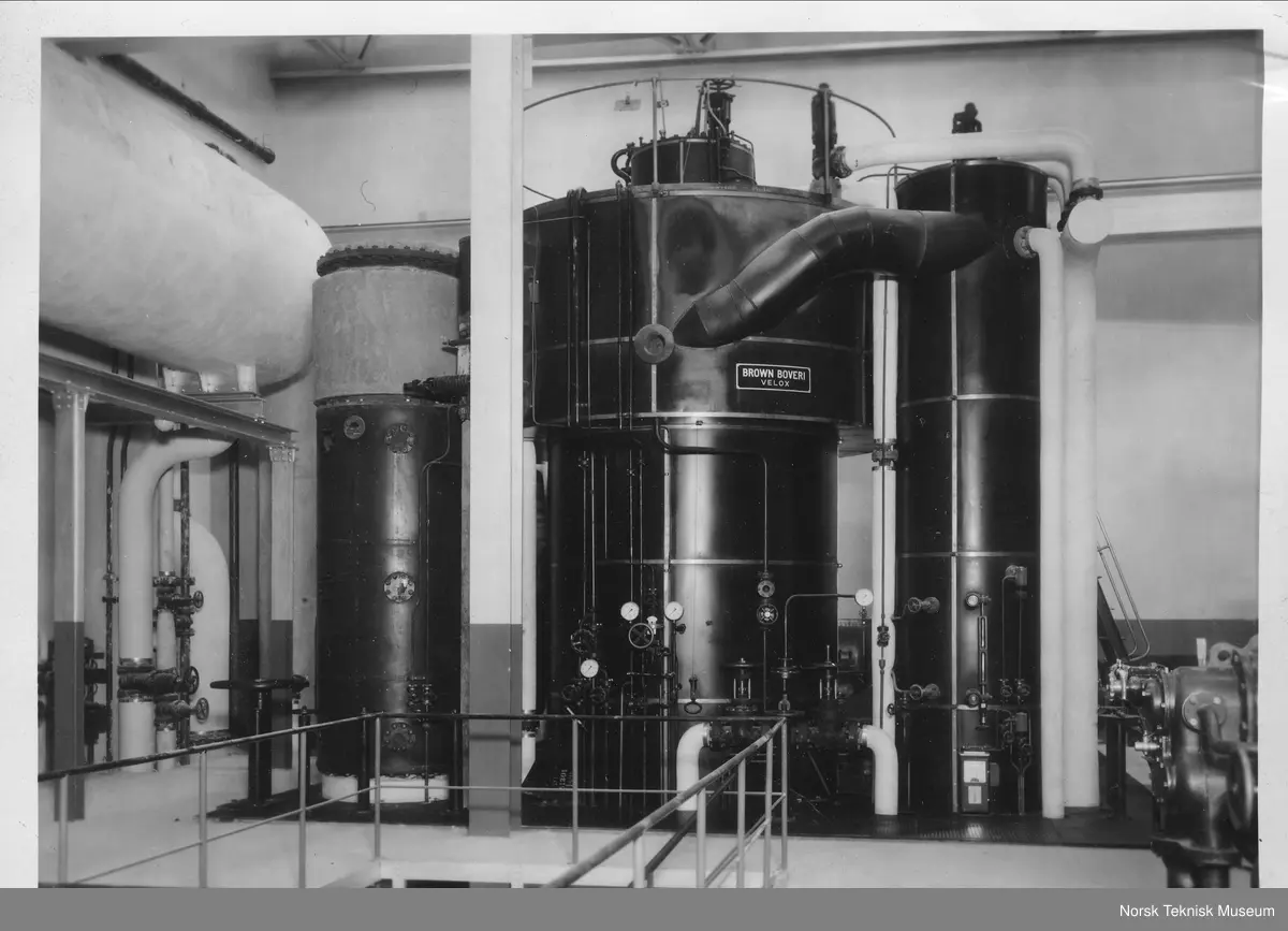 Oslo Lysverker, dampstasjonens modernisering. 1 Velox-generator 75 t ...
