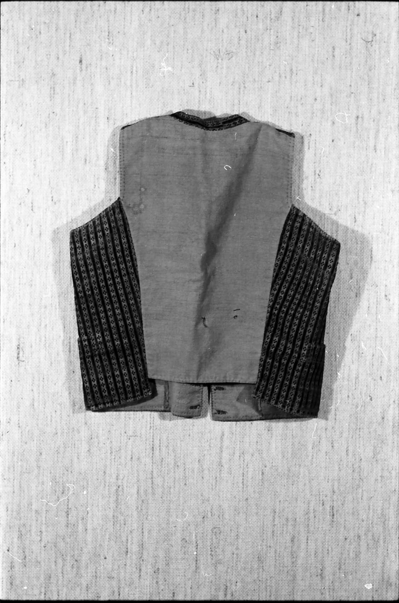 vest - Anno Musea i Nord-Østerdalen / DigitaltMuseum