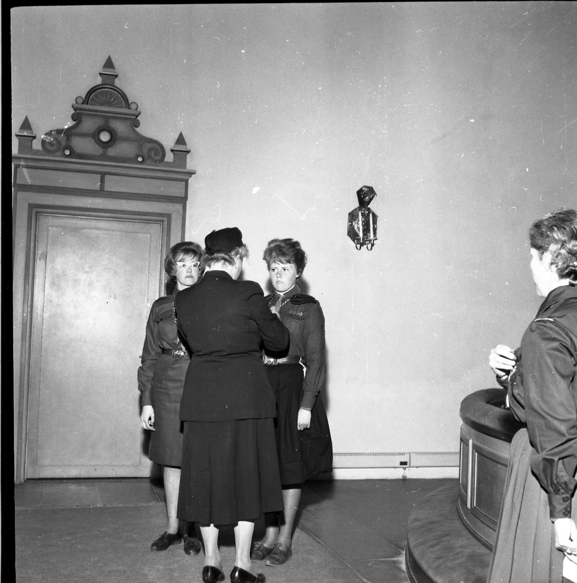 Scoutupptagning i Gränna kyrka. - Grenna Museum– Andréexpeditionen Polarcenter / DigitaltMuseum