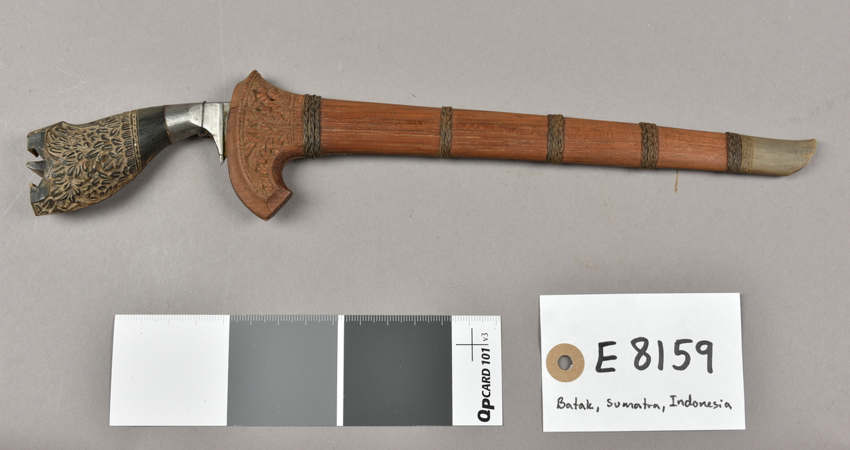 Etnografisk samling gjenstandsfoto - Universitetsmuseet i Bergen ...