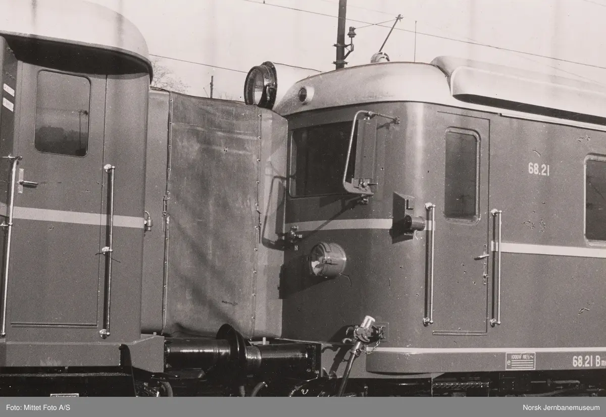 Nytt elektrisk motorvognsett type 68, med motorvogn litra Bmeo 68 21 ...