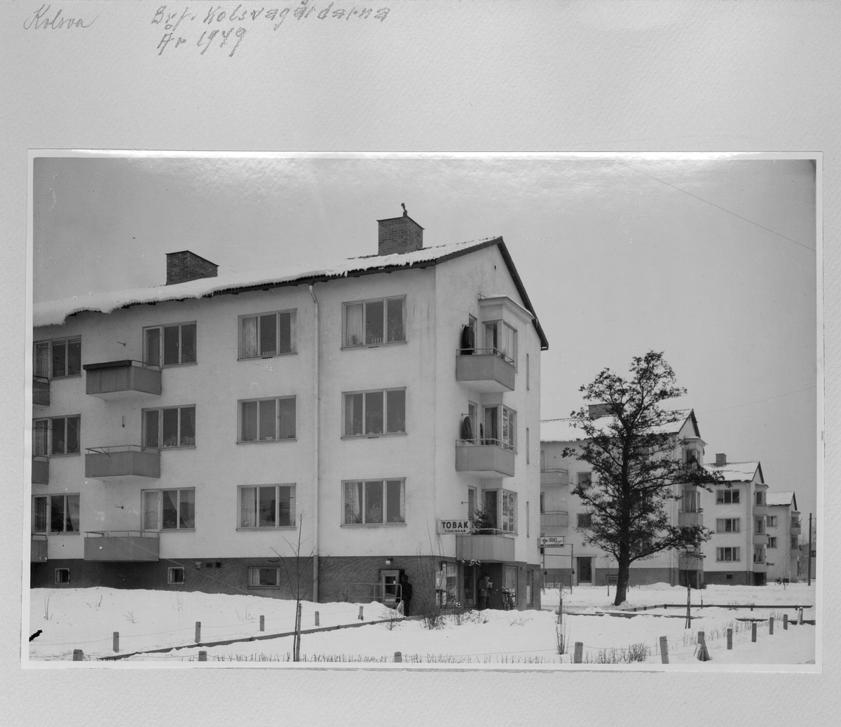 Kolsvagårdarna i Kolsva 1949 - Västerås Stadsarkiv / DigitaltMuseum