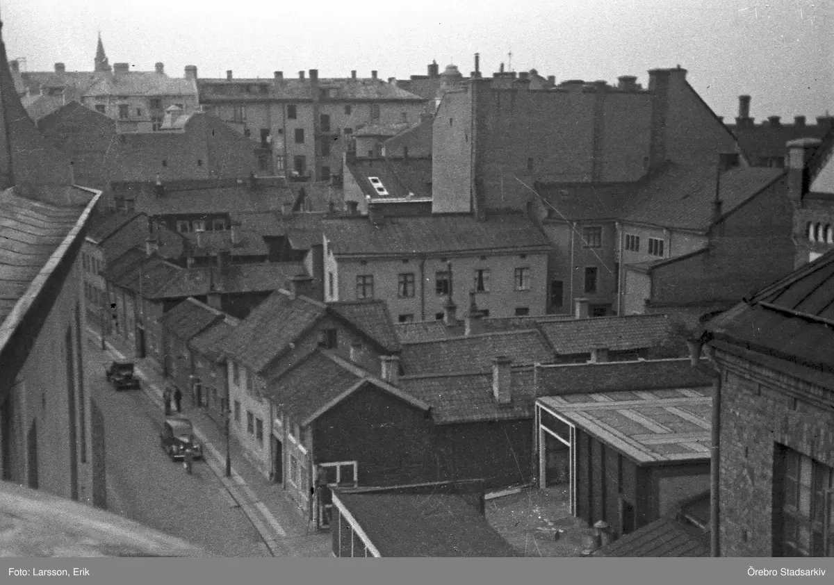 Vy över Gamla Gatan, 1937 - Örebro Stadsarkiv / DigitaltMuseum