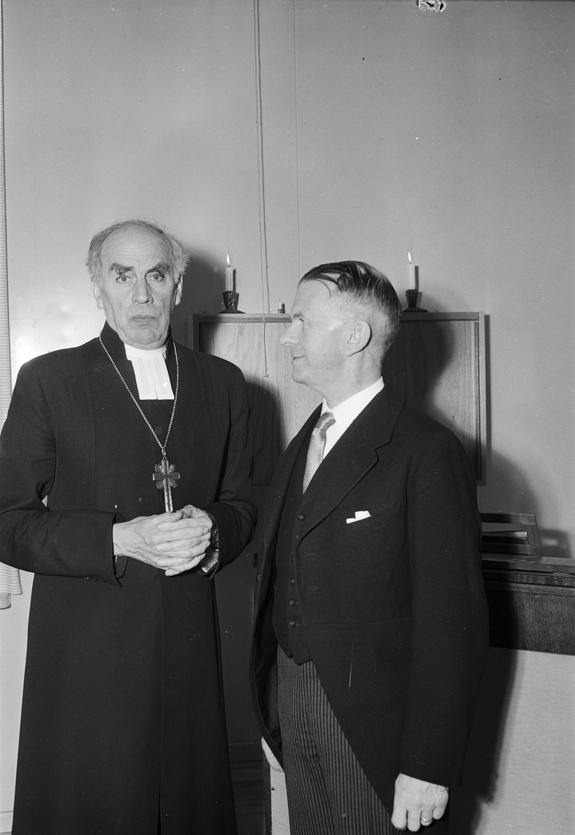 Invigning, Funbo kyrka, Uppland 1951 - Upplandsmuseet / DigitaltMuseum