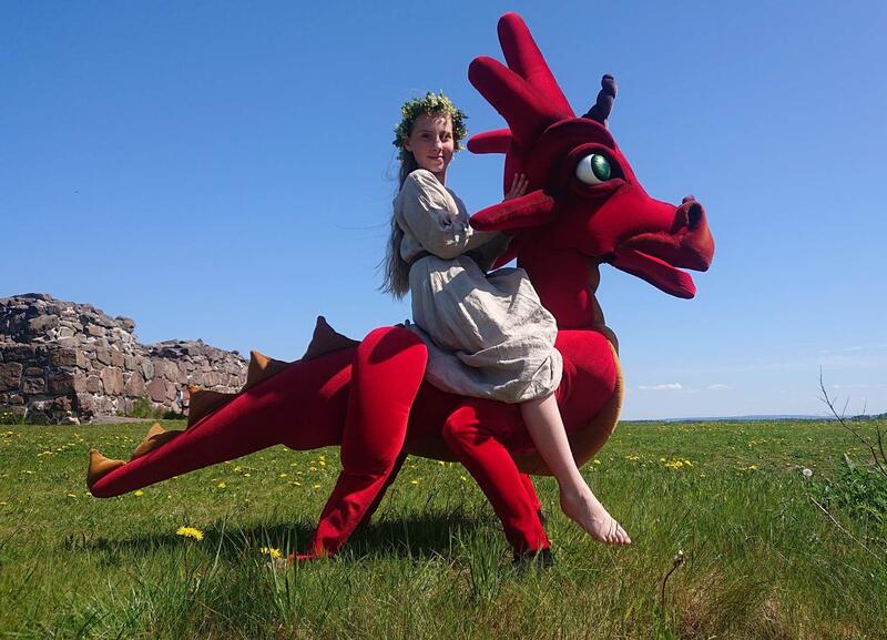 Carmen de Draconibus - En sang om drager - Hamar middelalderfestival