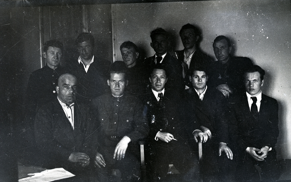 Bilde etter Abram I Gilbo, som var i Pyramiden i 1946-1948(oppbygging ...