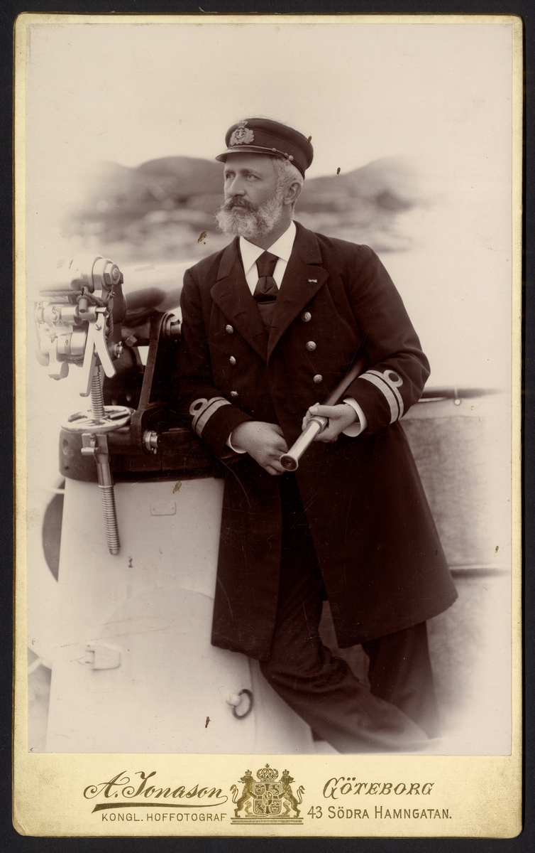 Rudolf Nissen som kommendörkapten - Marinmuseum / DigitaltMuseum