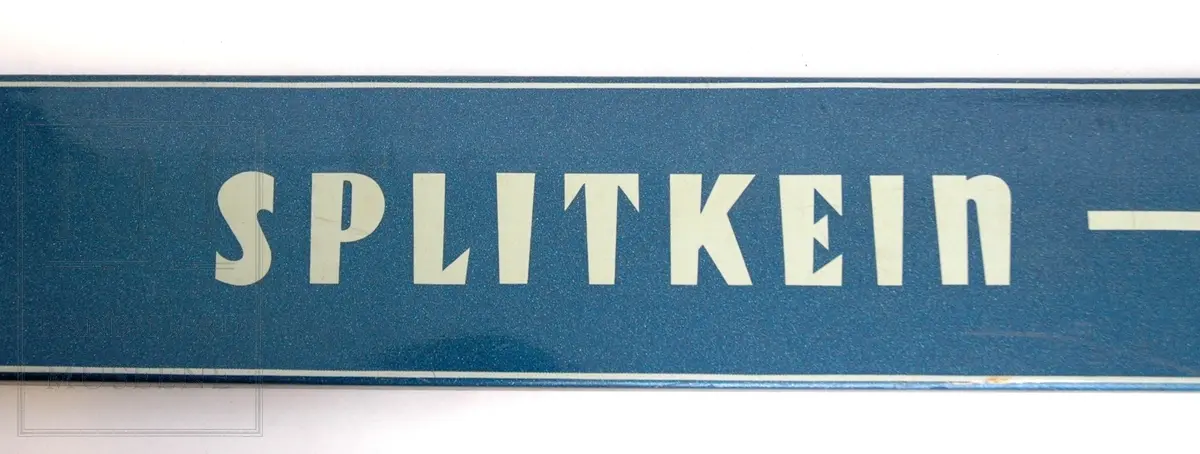 Ski - Hadeland Folkemuseum / DigitaltMuseum