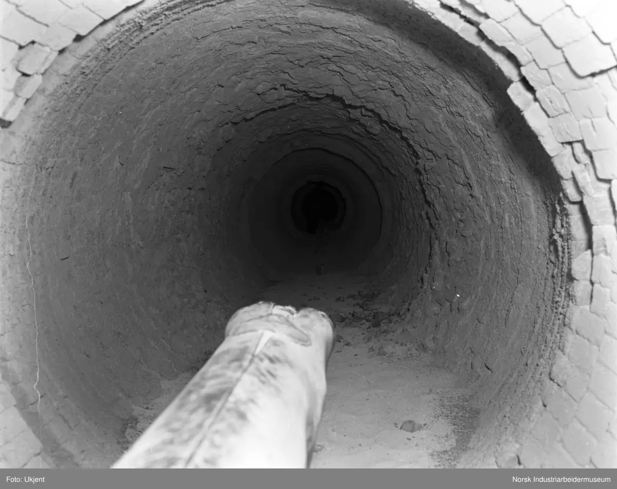Dolomitt-ovn, interiør. - Norsk Industriarbeidermuseum / DigitaltMuseum