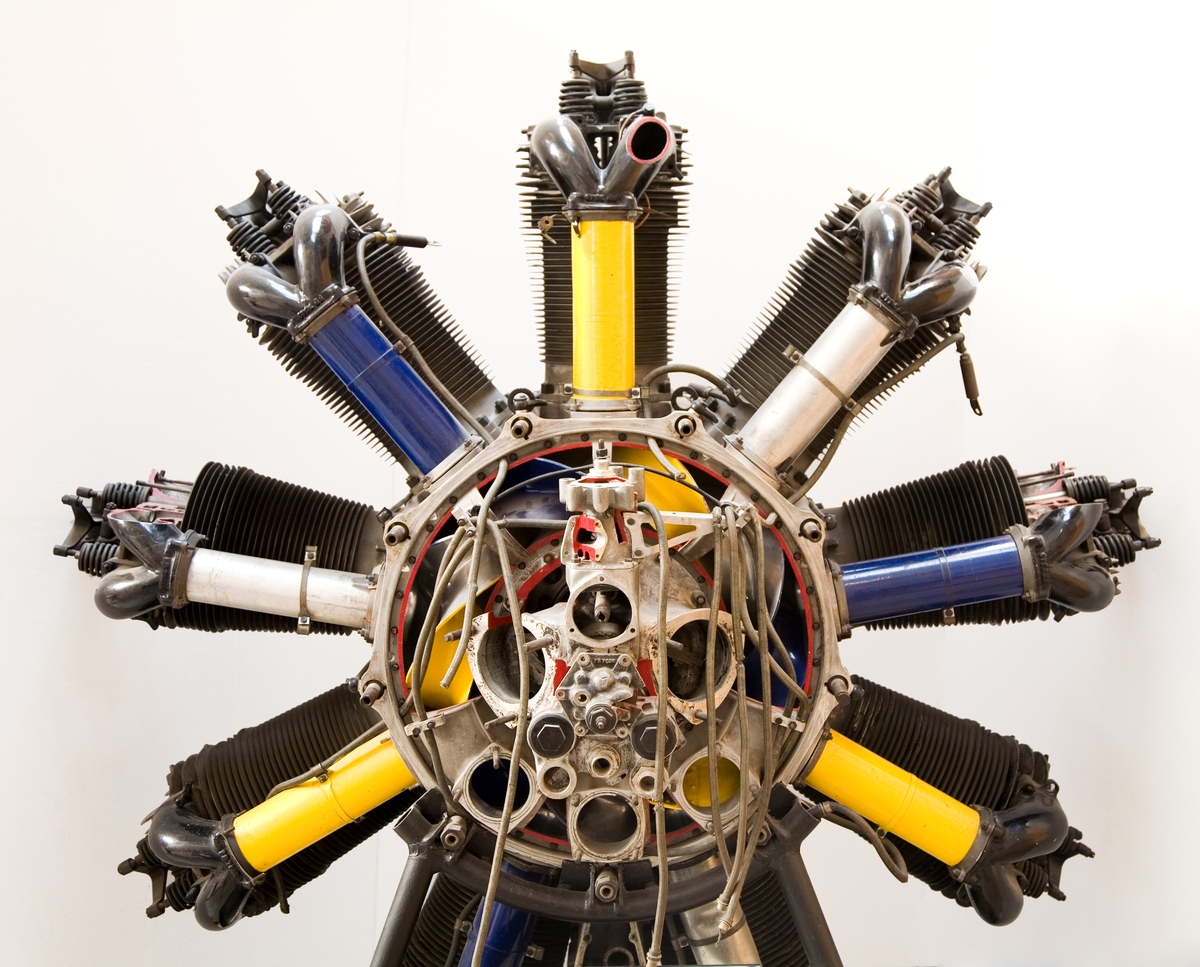 Motor till flygmaskin - Tekniska museet / DigitaltMuseum