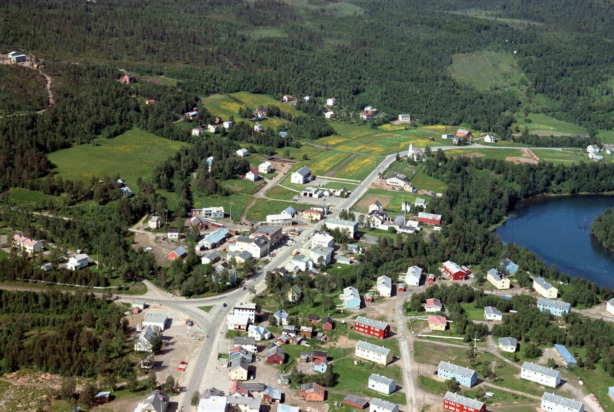 Flyfoto: Setermoen sentrum i Bardu 1966 - Midt-Troms Museum ...