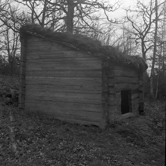 Möjligen en brunn med överbyggnad (?). - Kulturparken Småland ...