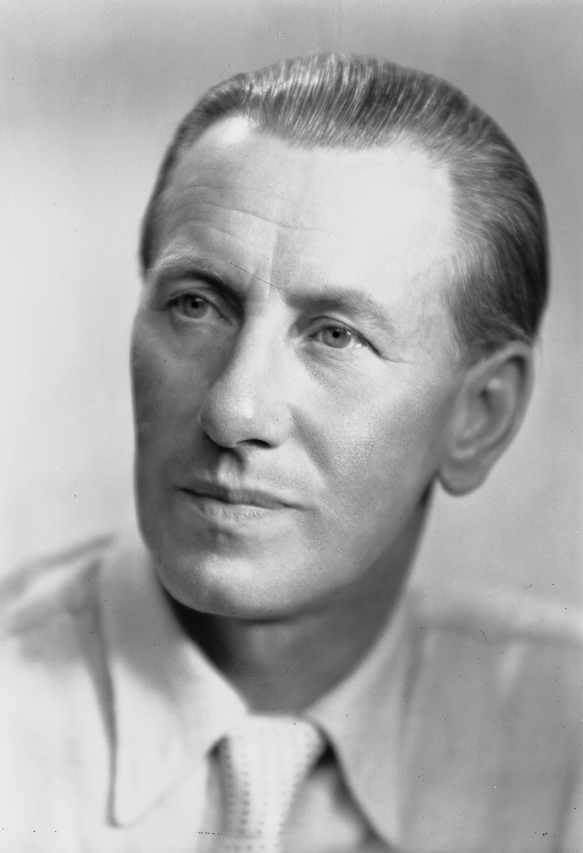 Arthur Percy, fotograferad omkring 1940. Konstnärlig ledare vid Gefle ...