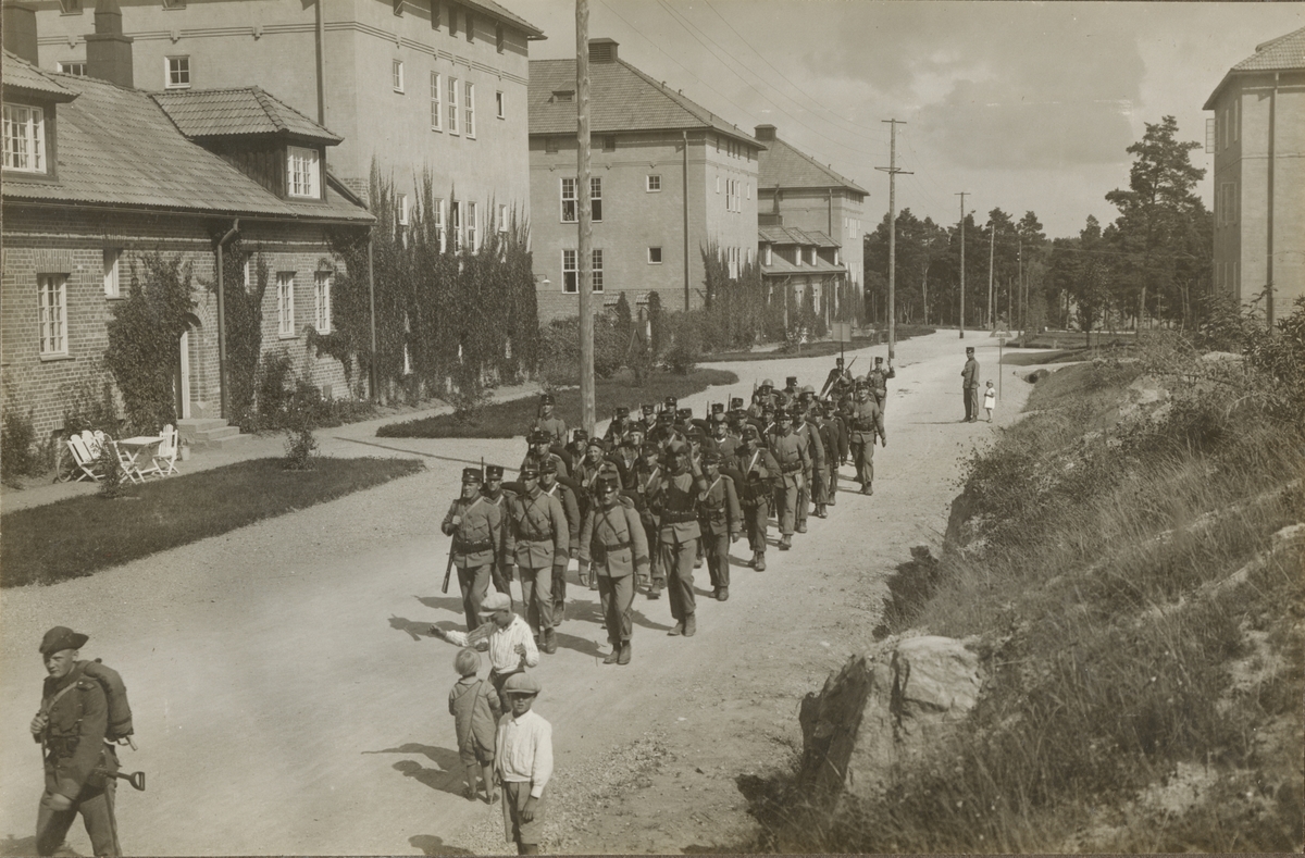 Från Kungl. Södermanlands regemente 1920-talet. - Armémuseum ...