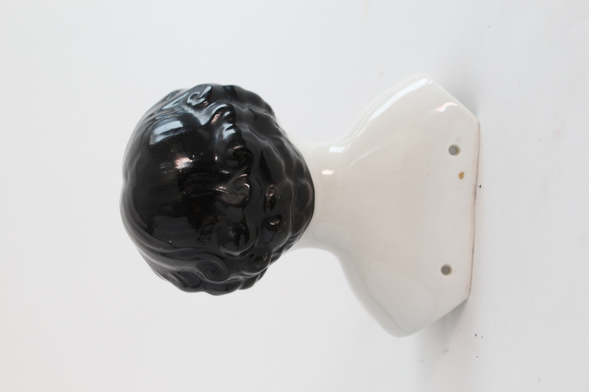 Dukkehode - Anno Kvinnemuseet / DigitaltMuseum