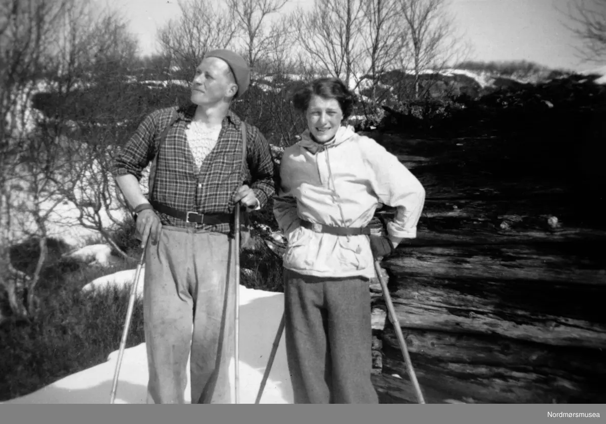 Norodd-medlemmer på påsketur 1939. Fra Nordmøre Museums fotosamlinger ...