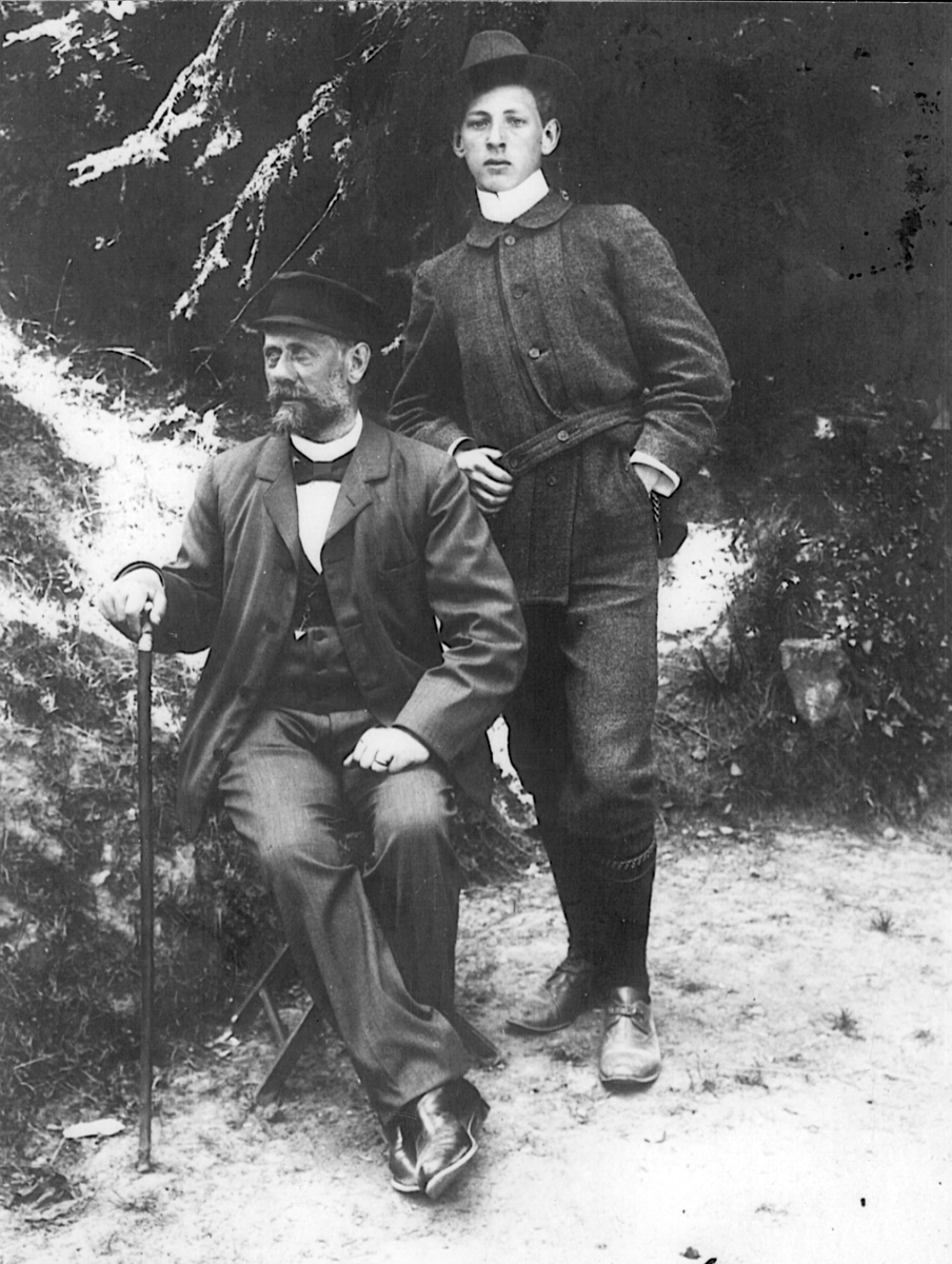Porträtt av Joseph och John Bauer på besök i Bad Kissingen i Tyskland ...