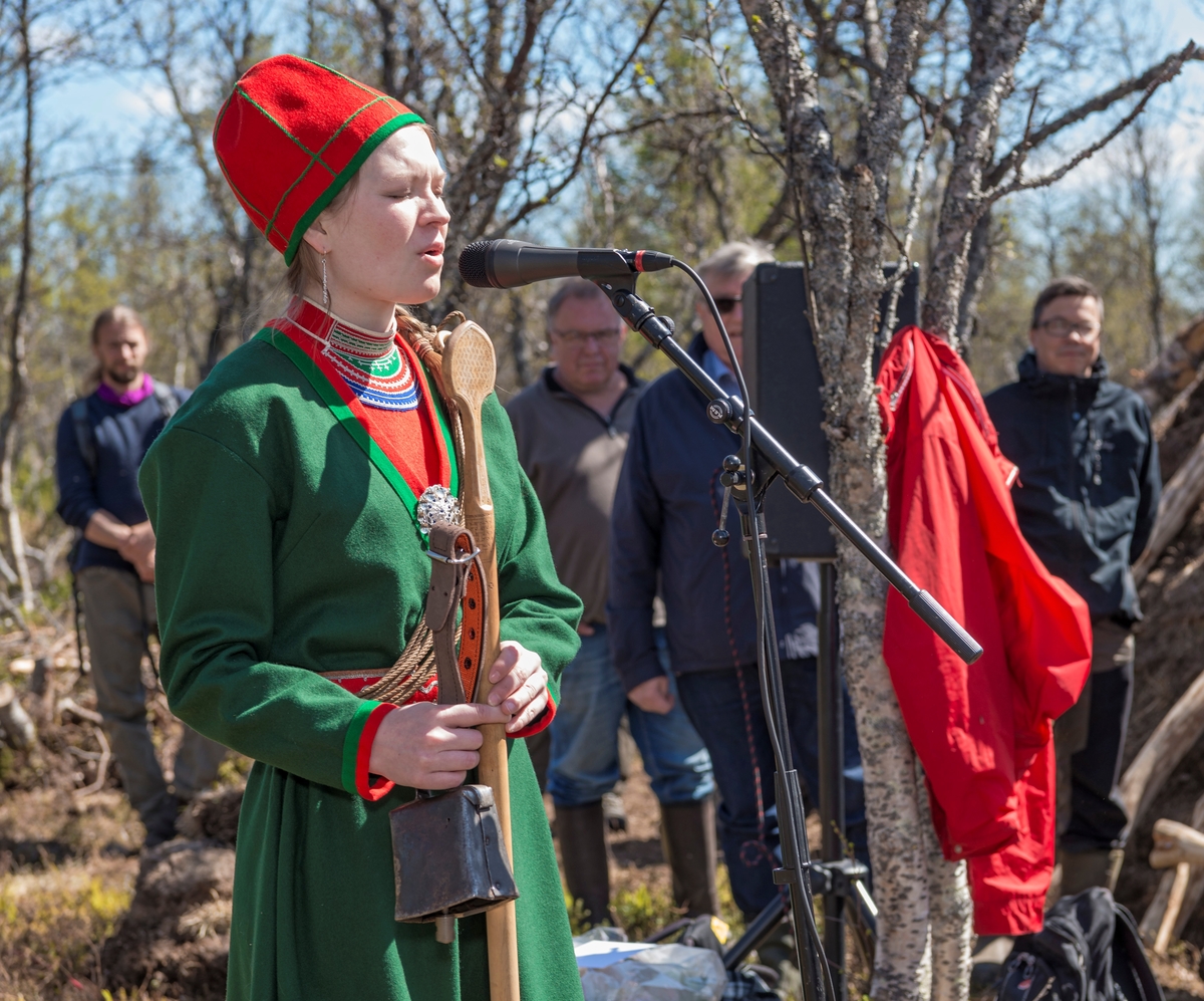 Åpning av Daniel Mortensons vinterboplass ved Kjerran på Valdalsfjellet ...