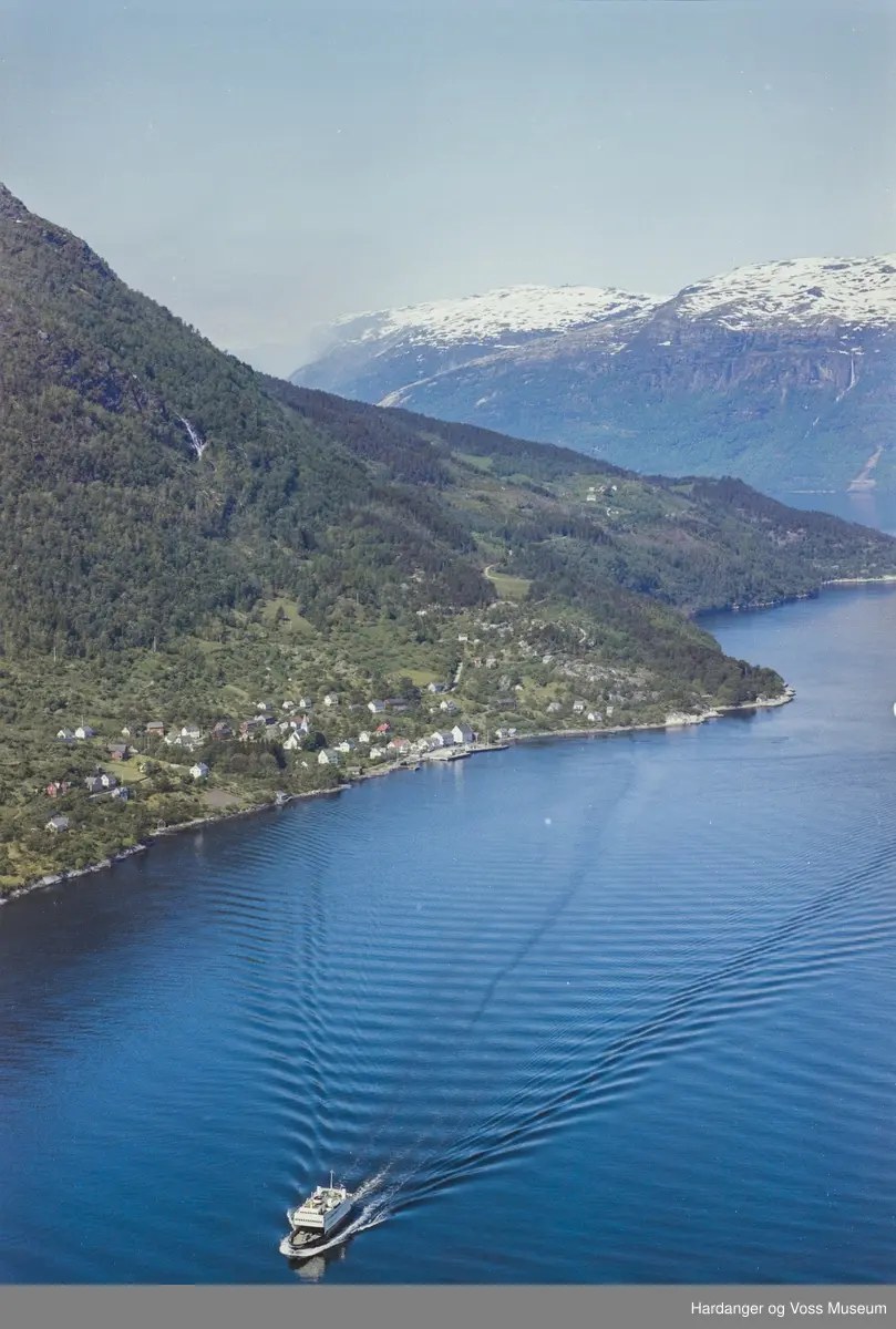 Flyfoto, Utne - Hardanger og Voss Museum / DigitaltMuseum