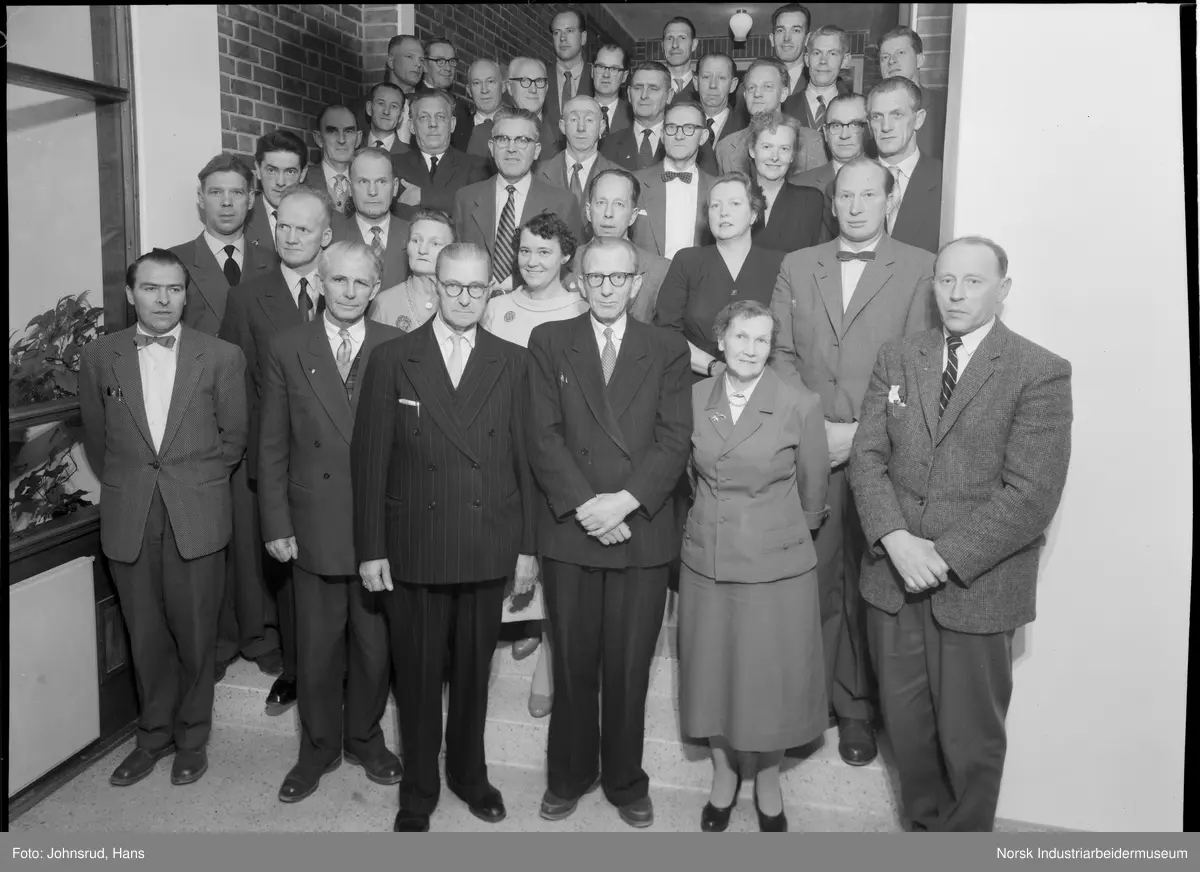Gruppeportrett av Notodden Bystyre. - Norsk Industriarbeidermuseum ...