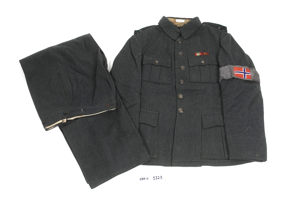 Norsk uniform - Helgeland Museum / DigitaltMuseum