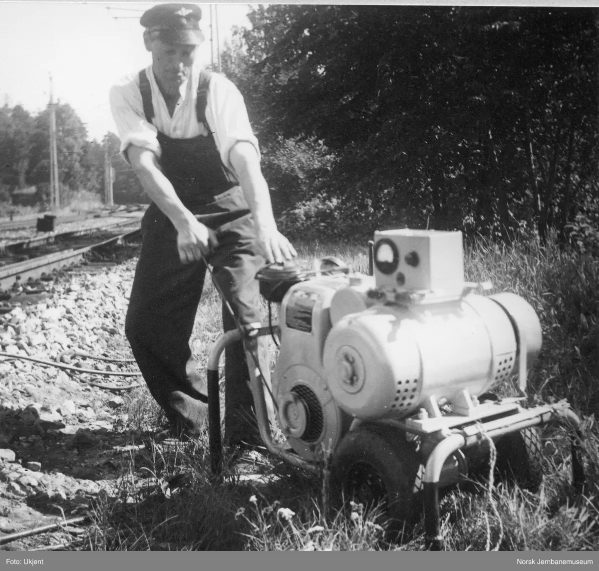 Banearbeid på Lysaker stasjon. - Norsk Jernbanemuseum / DigitaltMuseum
