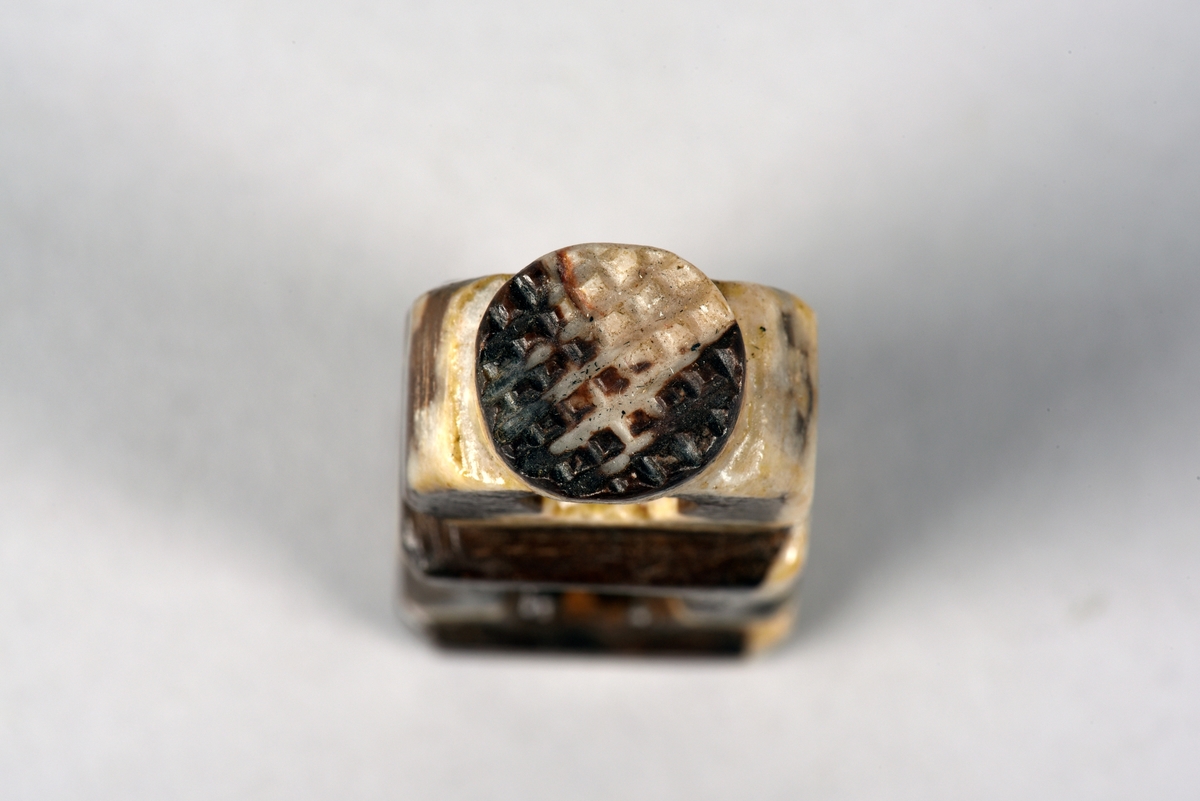 Sigillstamp - Östergötlands museum / DigitaltMuseum