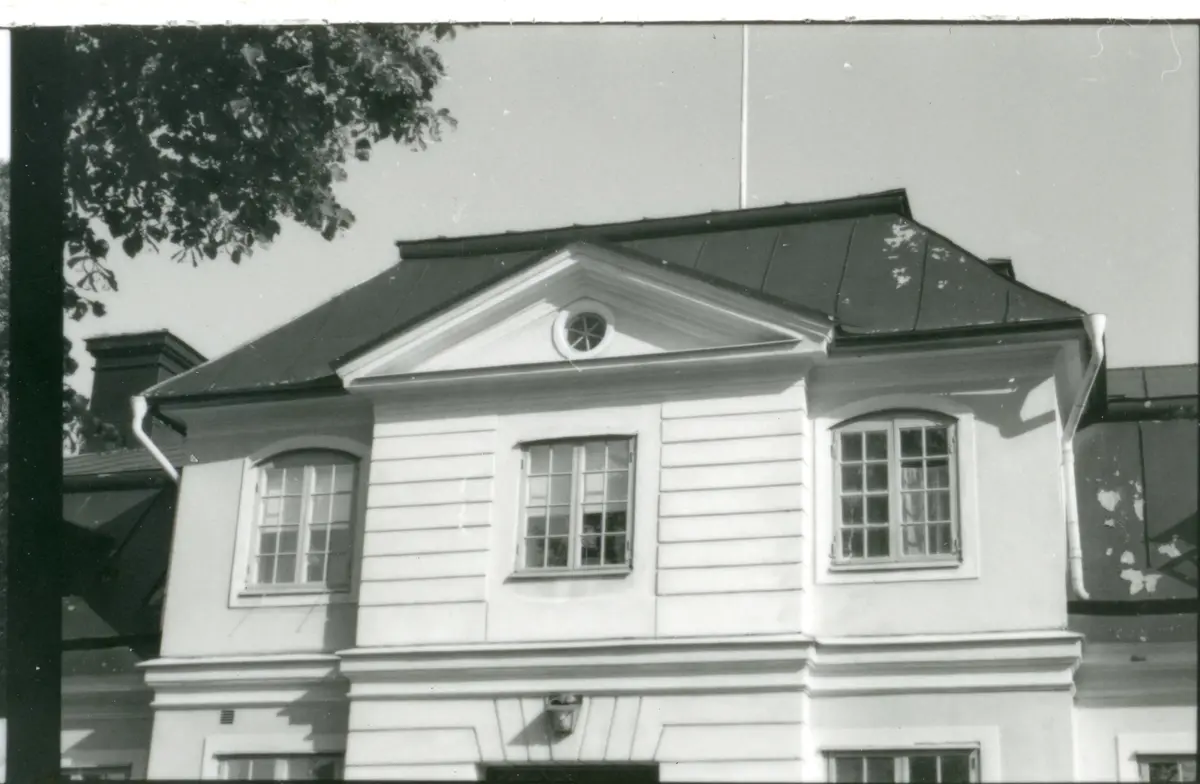Tillberga sn, Västerås kn, Hedensberg. Hedensbergs gård, c:a 1983 ...