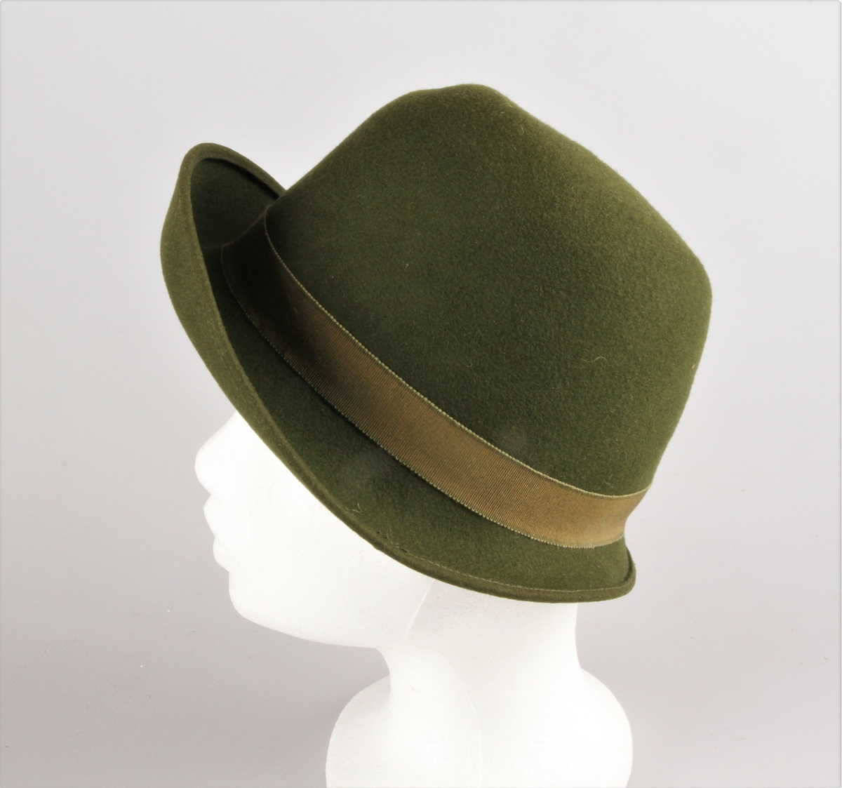 Hatt - Mjøsmuseet / DigitaltMuseum