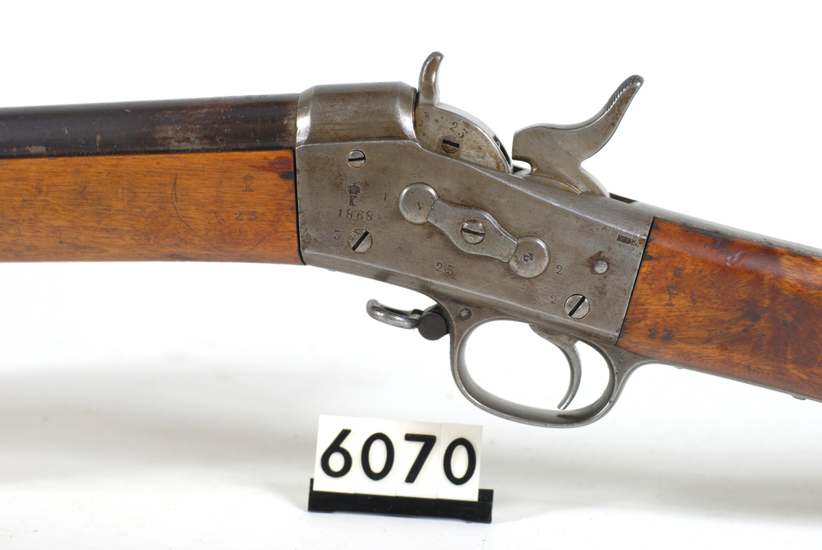Enkeltskuddsgevær 4''' Remington M1867 - Forsvarets museer / DigitaltMuseum