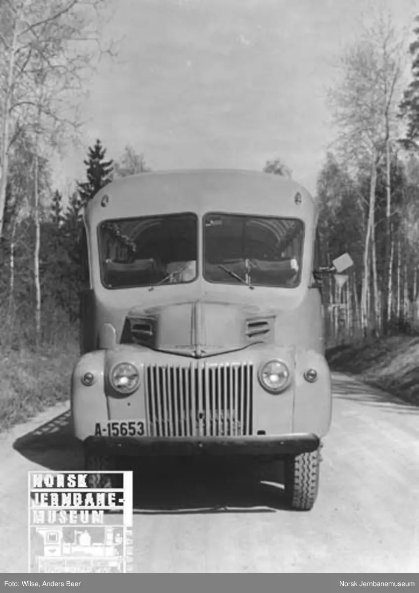 NSB turbuss A-15653, Ford 1946-47-modell - Norsk Jernbanemuseum ...