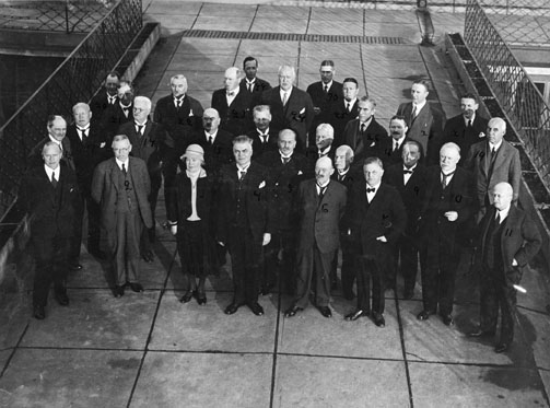 Postmästare i Stockholm på besök å Postgirot 1932. - Postmuseum ...