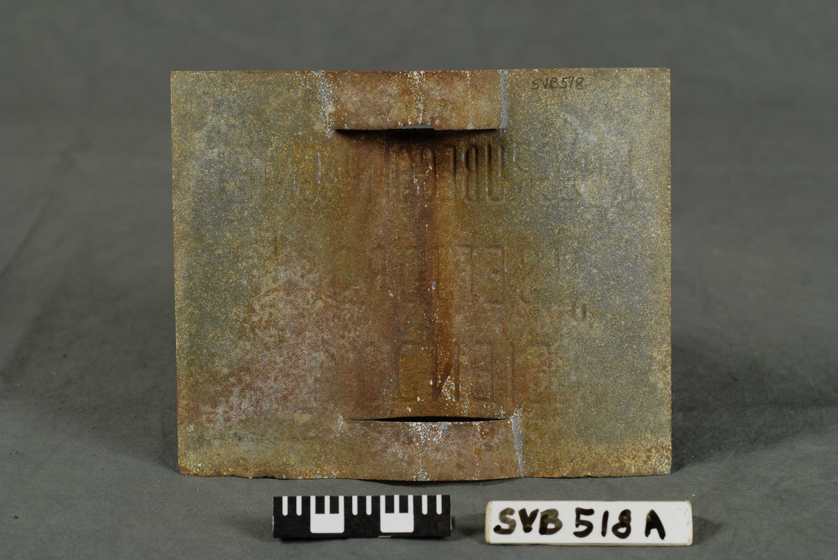 Anneksjonsskilt - Svalbard museum / DigitaltMuseum