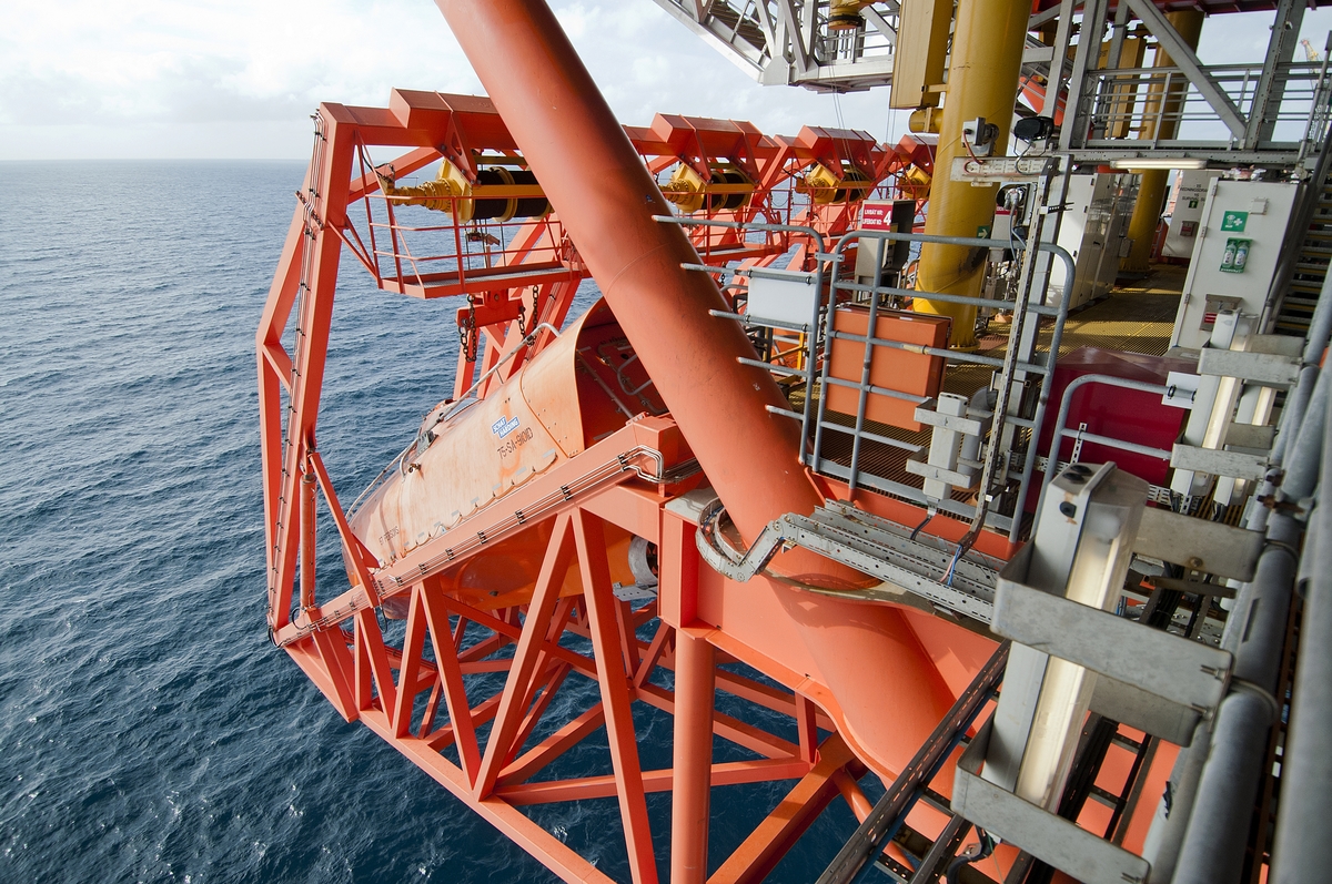 Livbåtstasjonene på Valhall PH. Alle som er innkvartert på hotellet ...