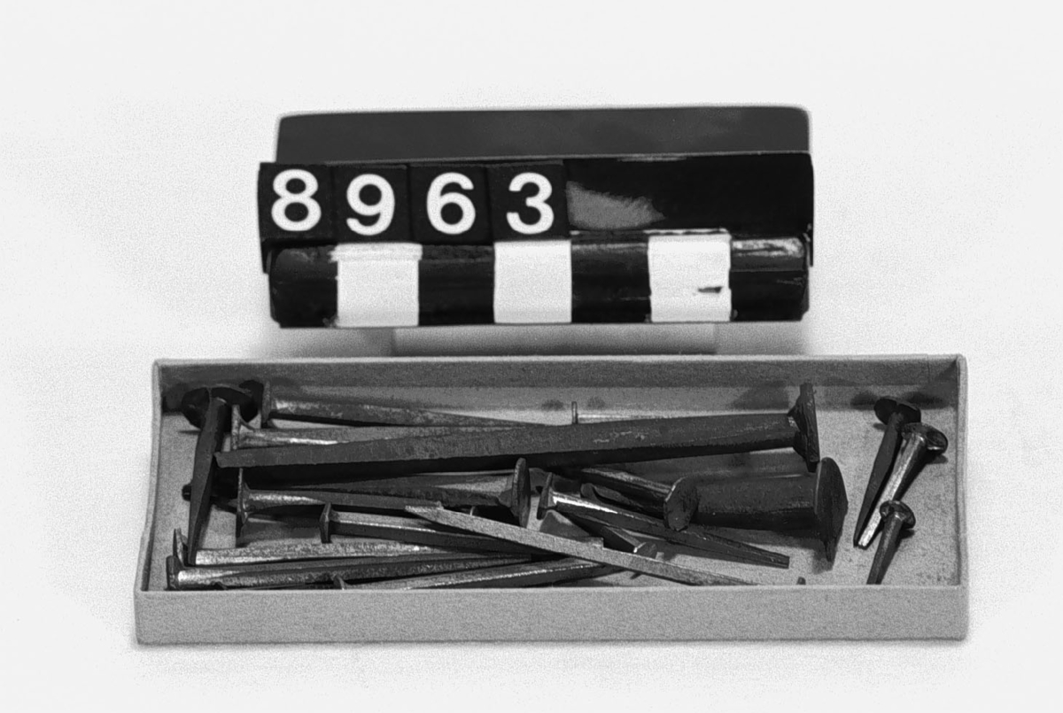 Spik, nubb - Tekniska museet / DigitaltMuseum