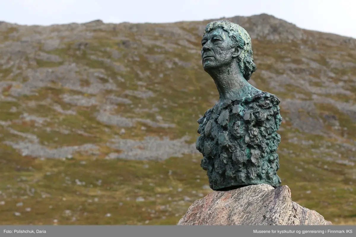 Byste av Knut Erik Jensen. 08.09.2016. - Museene for kystkultur og ...