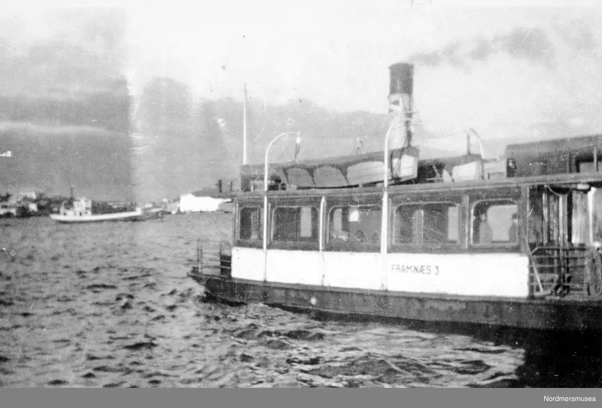 Foto av sundbåten Framnæs 3. Båten ble kontrahert fra Moss Verft & Dokk ...