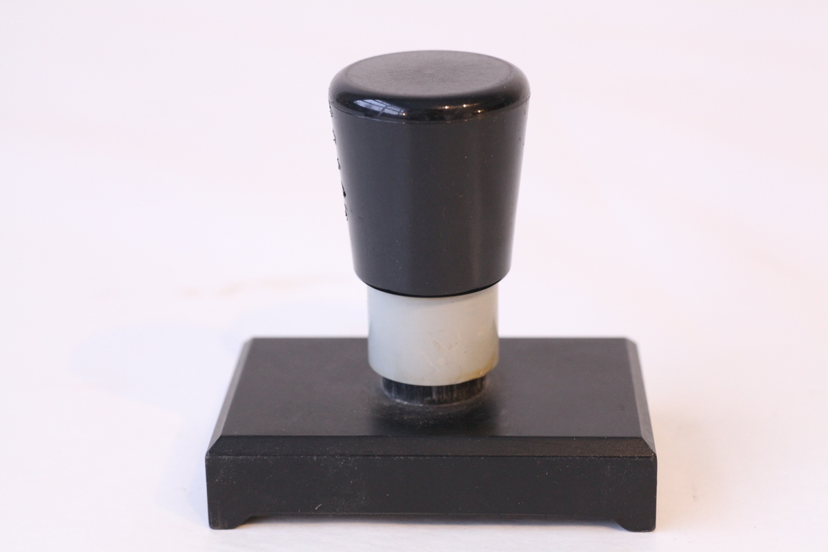 stempler - Mjøsmuseet / DigitaltMuseum