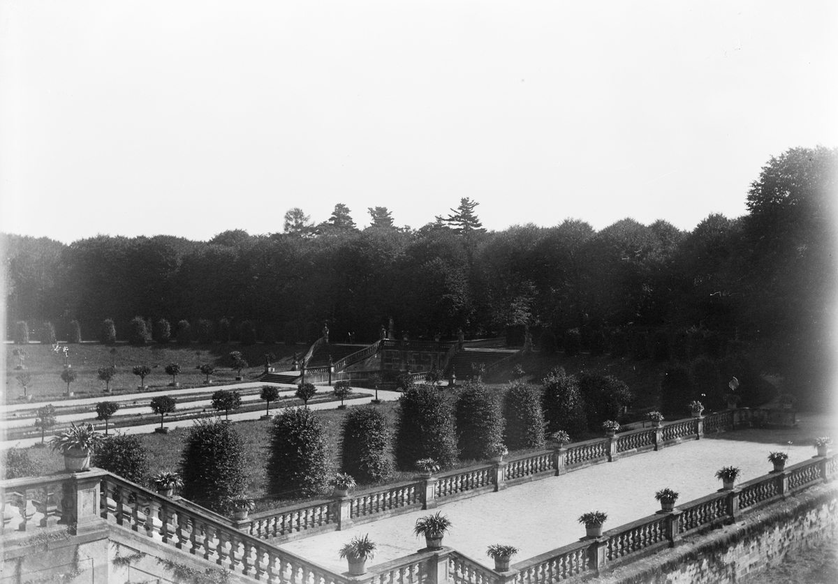 Barockparken Gross-Sedlitz i staden Heidenau, Tyskland - Upplandsmuseet ...