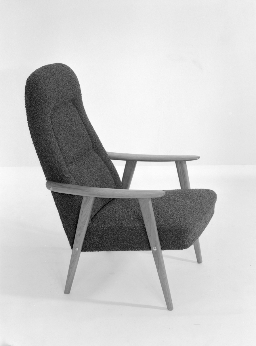 Lenestol. - Møbelmuseet / DigitaltMuseum