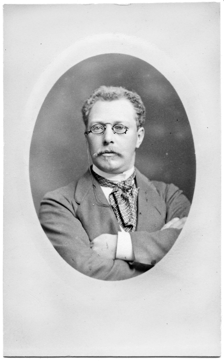 Milkontrollör Gustaf Albert Tiodolf Trolle i Örebro. - Järnvägsmuseet ...